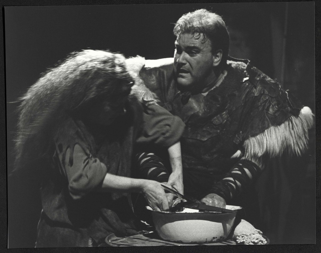 Macbeth (1987) : Stages of Half Moon