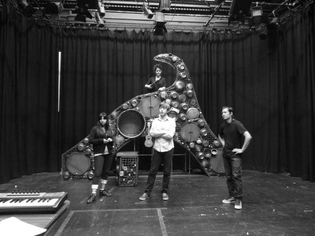 Moon & Genie (2013) : Stages of Half Moon