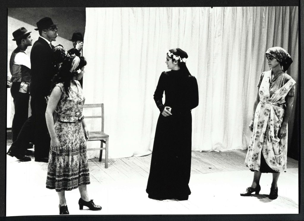 Blood Wedding (1989) : Stages of Half Moon